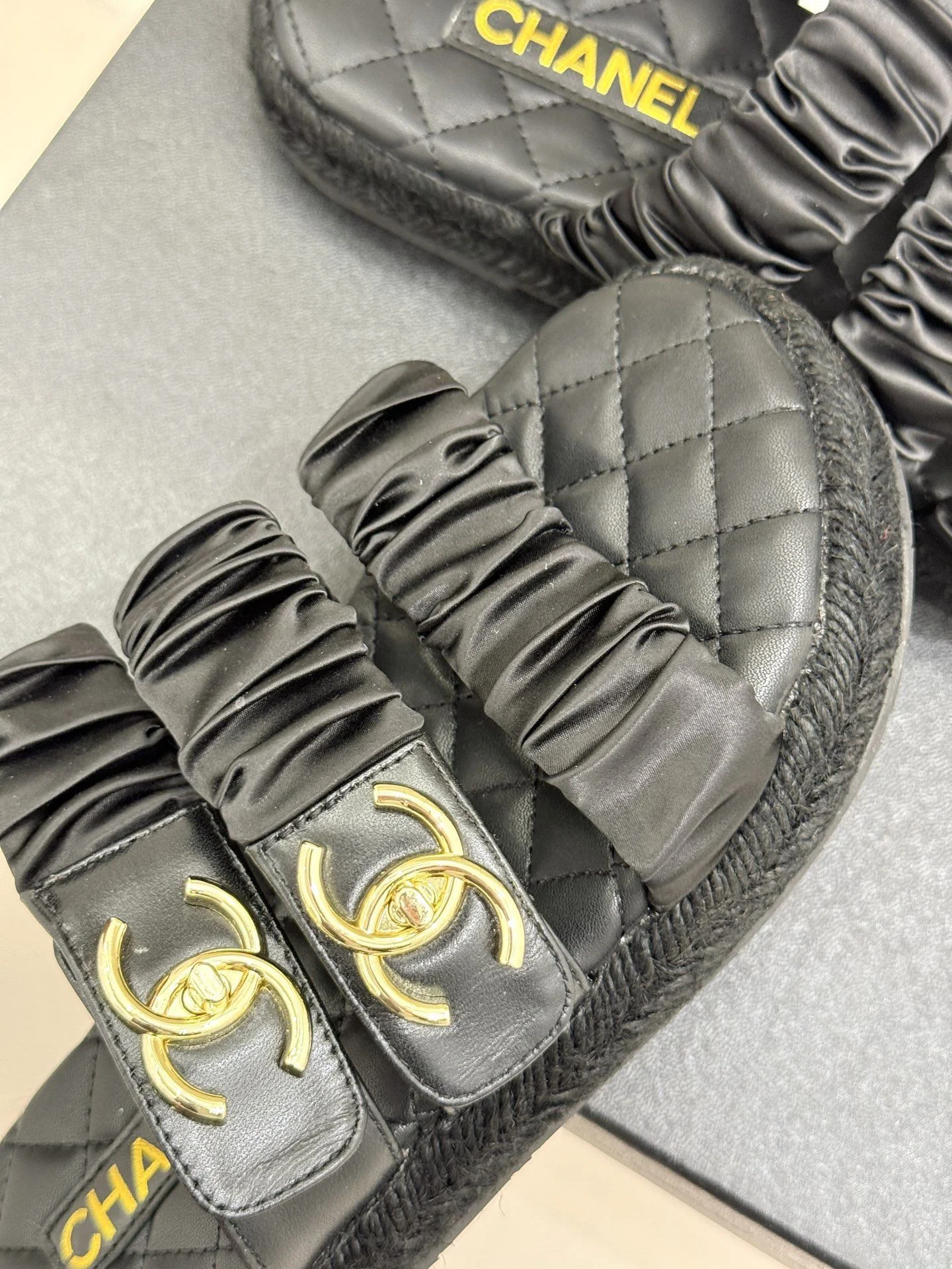 High accuracy Chanel Slippers