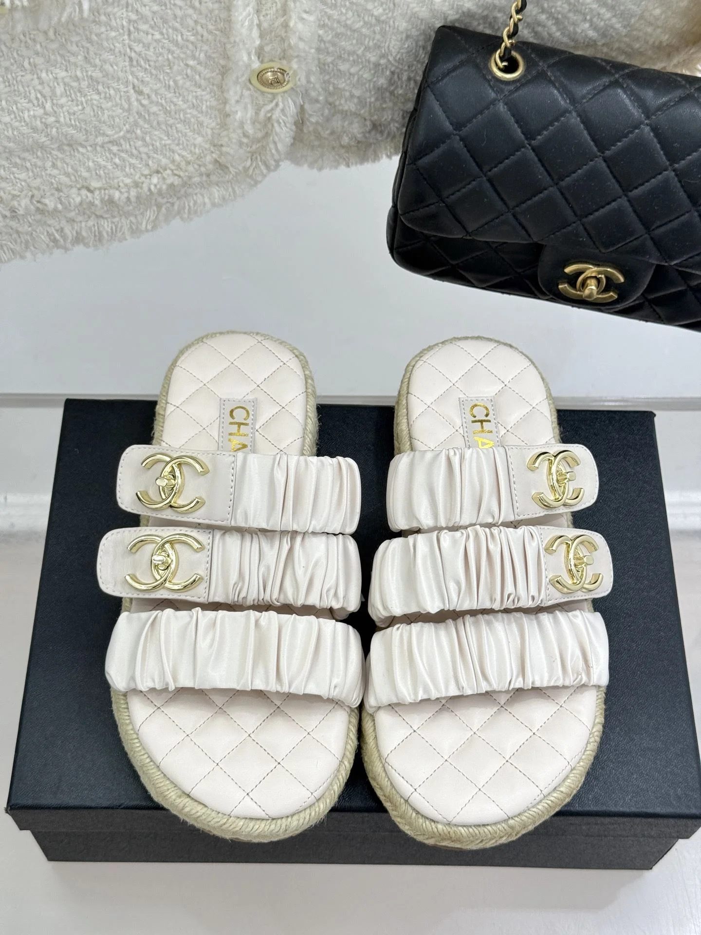 High accuracy Chanel Slippers