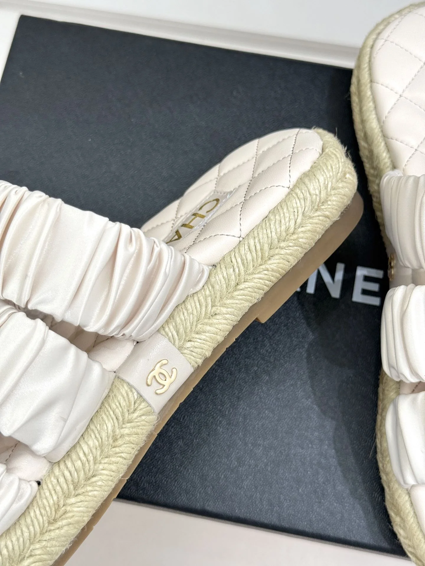 High accuracy Chanel Slippers