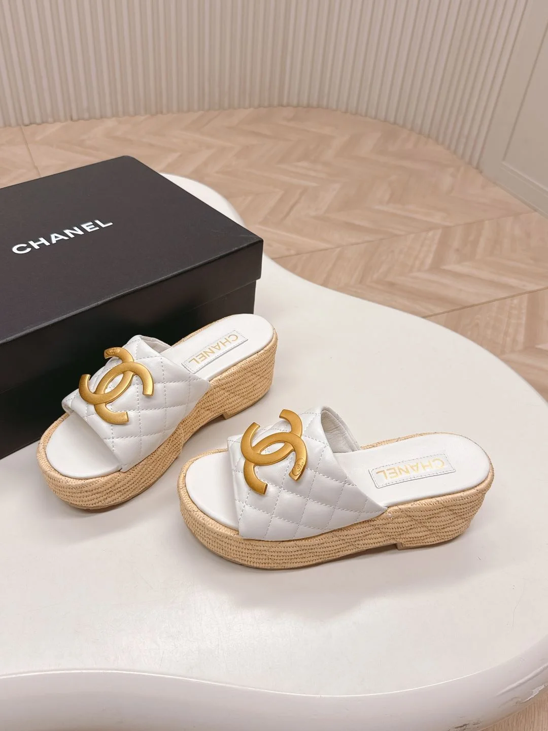 Exact replica Chanel Slippers