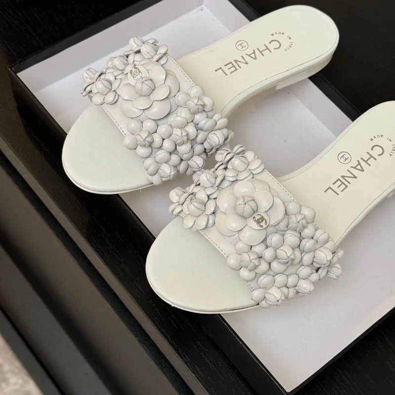 Mirror quality Chanel Slippers