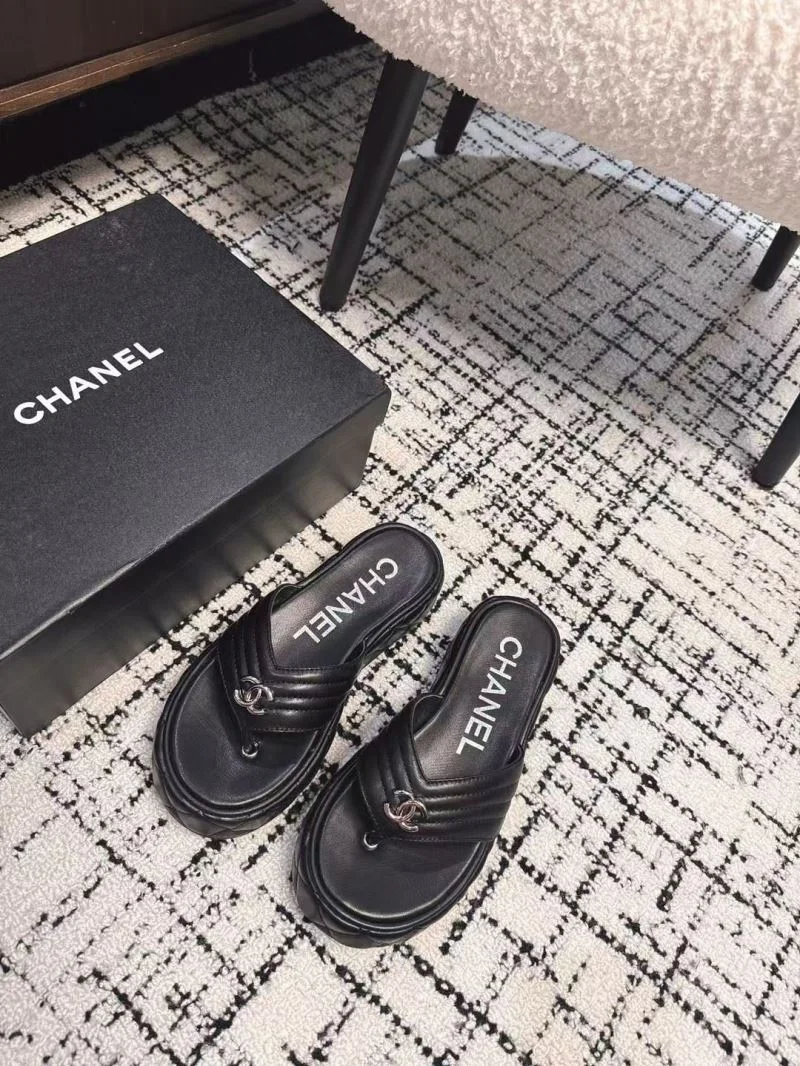 Exact replica Chanel Slippers
