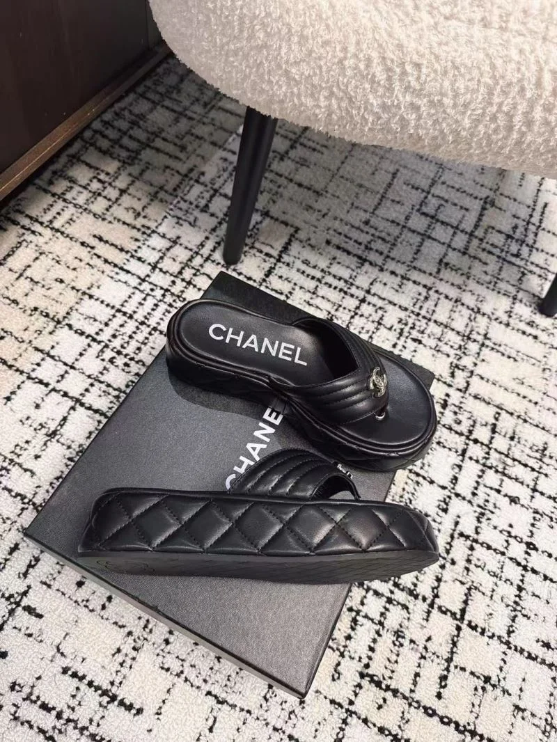 Exact replica Chanel Slippers