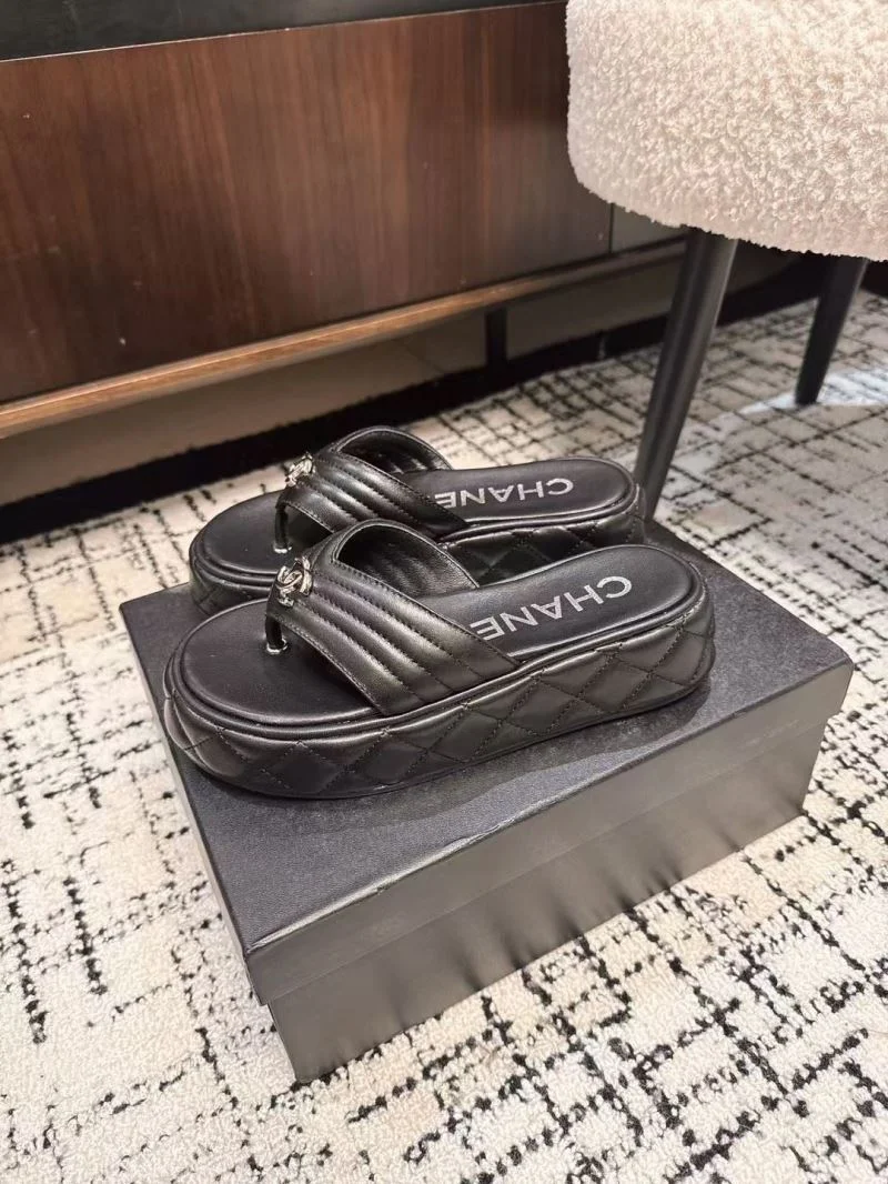 Exact replica Chanel Slippers