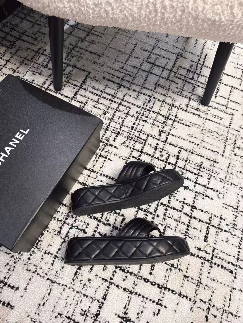 Exact replica Chanel Slippers