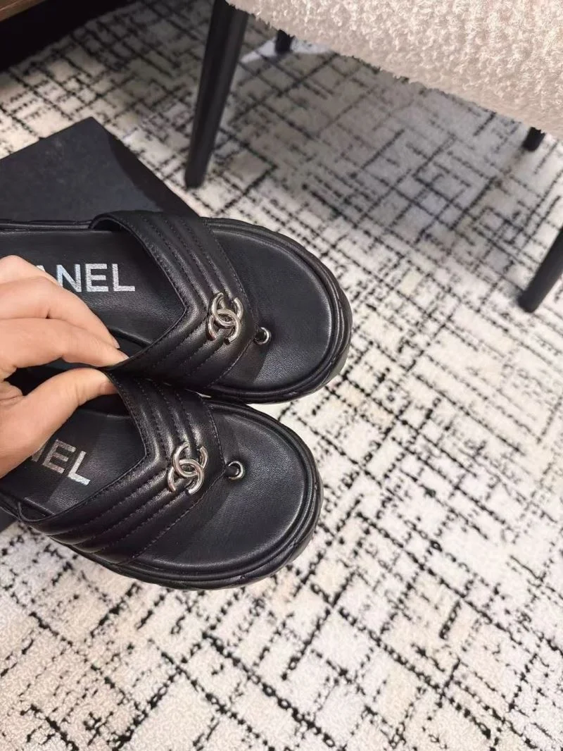 Exact replica Chanel Slippers