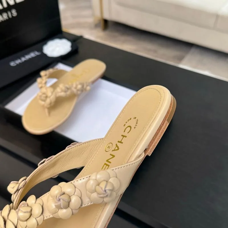 Mirror quality Chanel Slippers