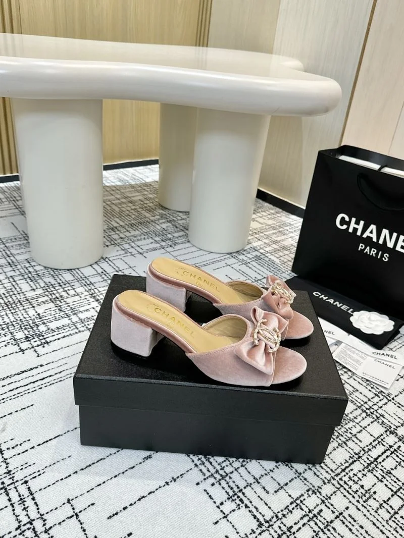 Low-cost Chanel Slippers