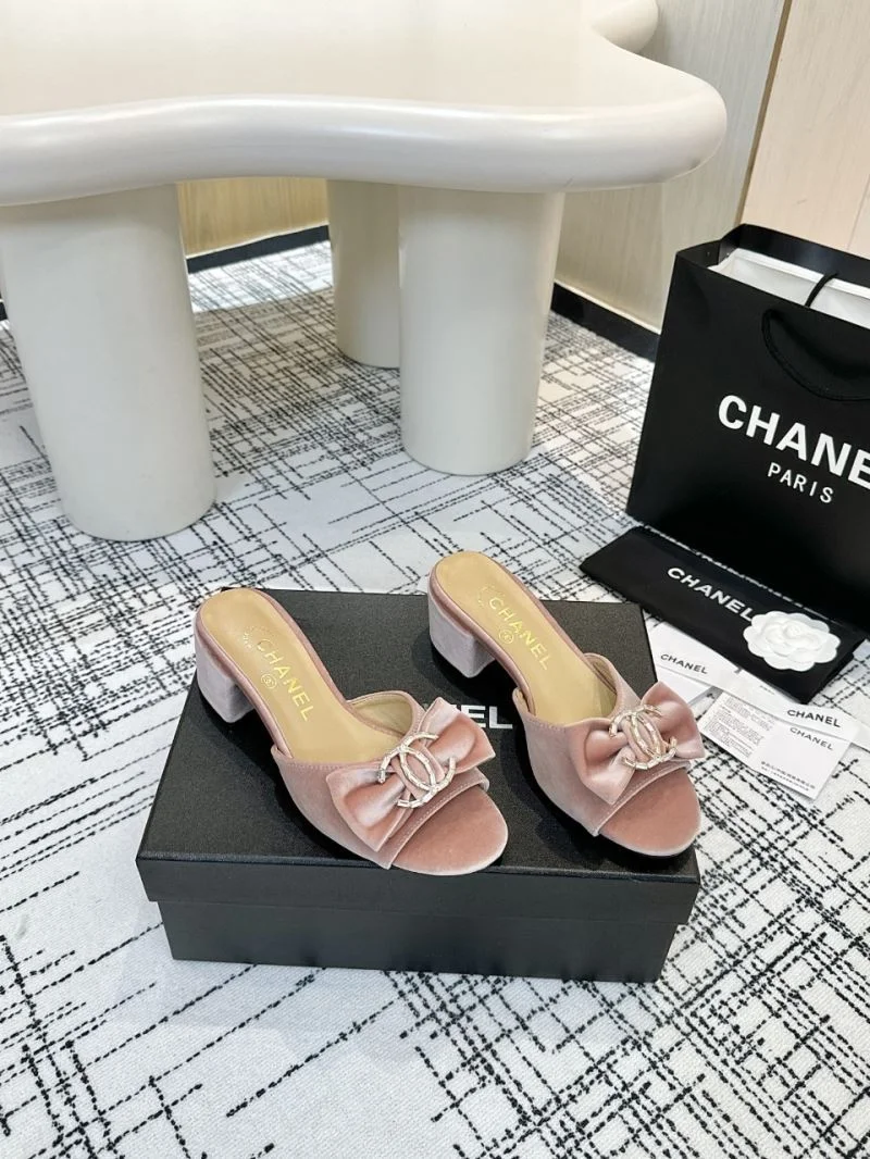 Low-cost Chanel Slippers