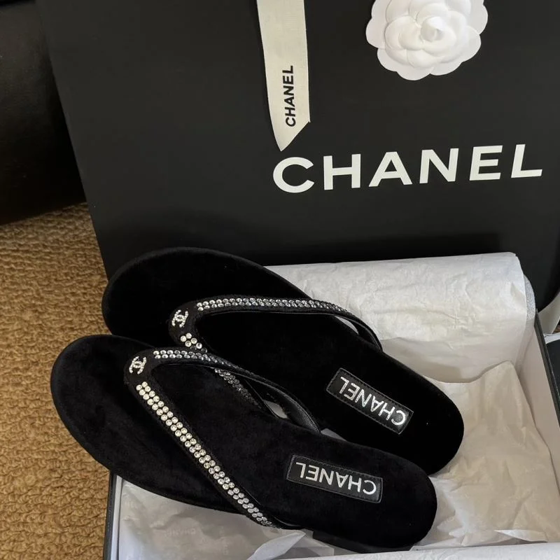 Accurate model Chanel Slippers