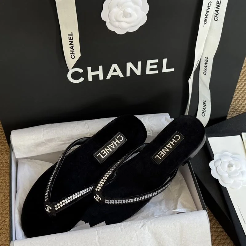 Accurate model Chanel Slippers