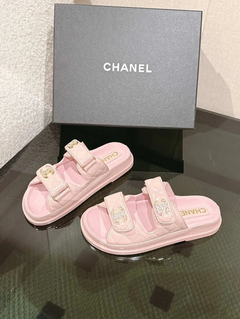 Accurate model Chanel Slippers