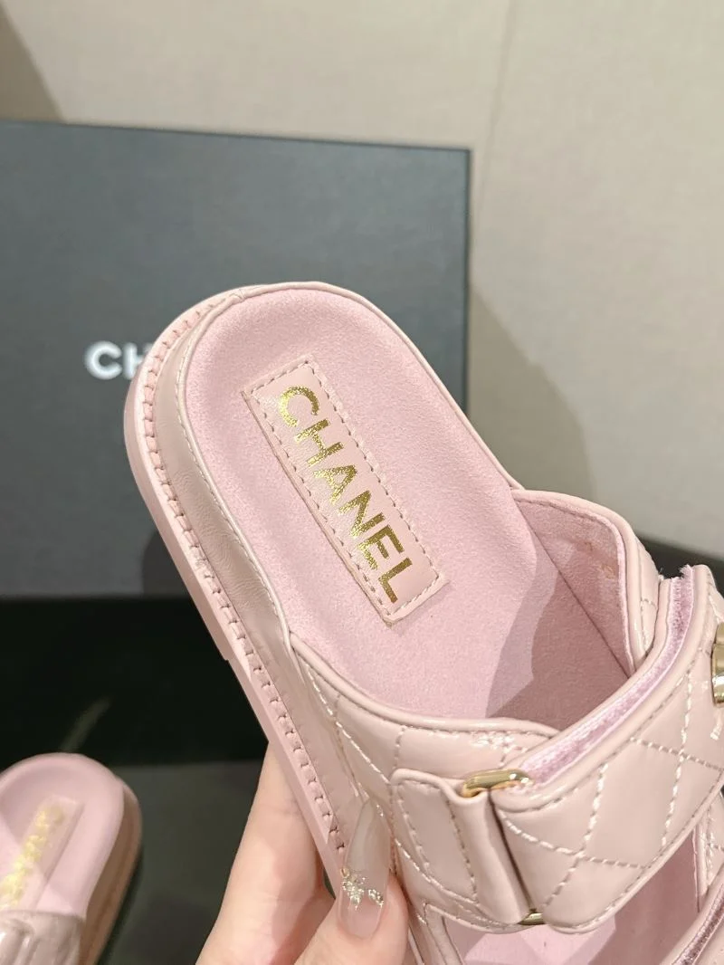 Accurate model Chanel Slippers
