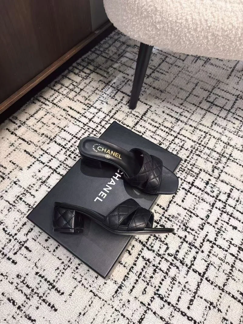 Accurate model Chanel Slippers
