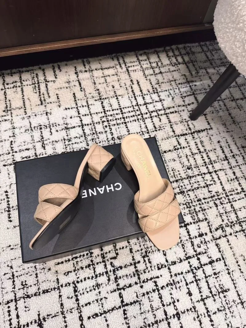 Mirror quality Chanel Slippers