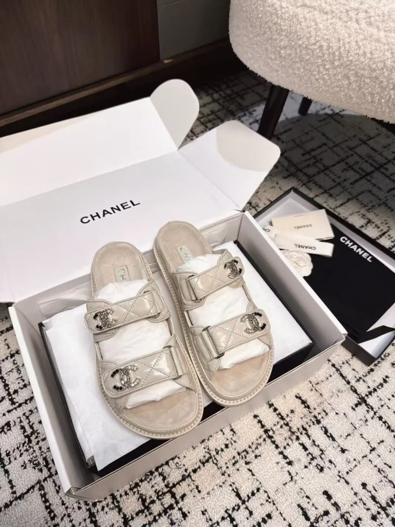 Mirror quality Chanel Slippers