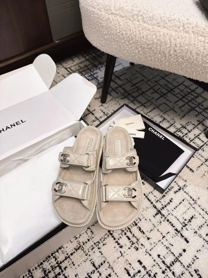 Mirror quality Chanel Slippers