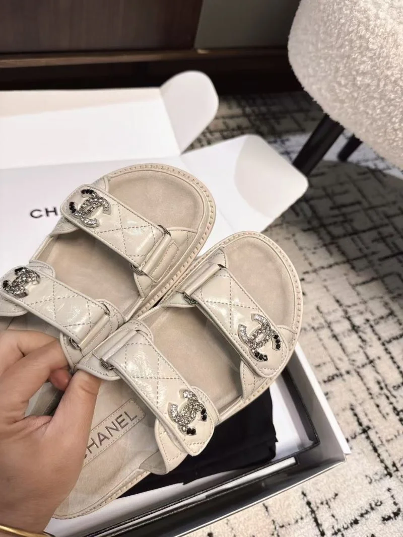 Mirror quality Chanel Slippers