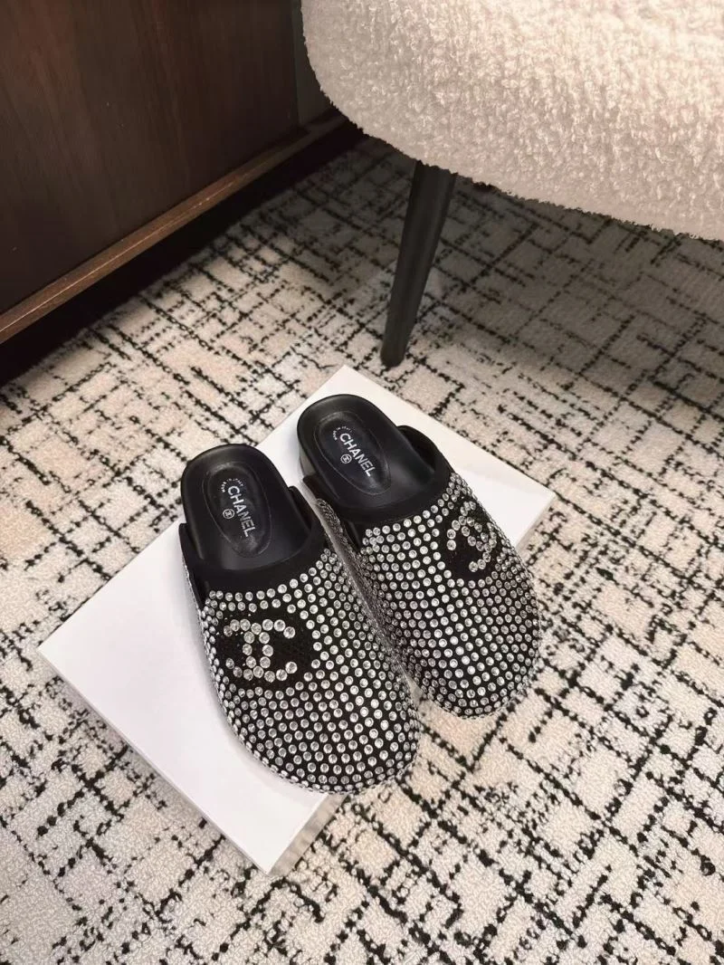 Accurate model Chanel Slippers