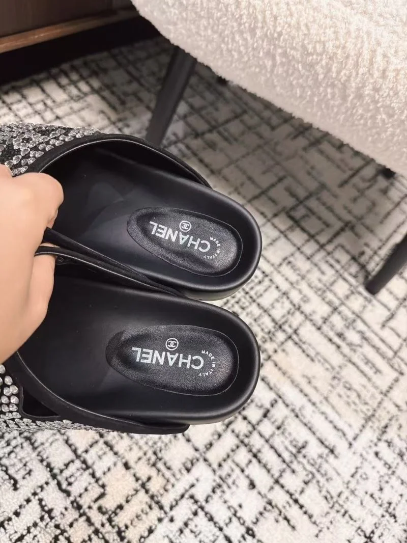 Accurate model Chanel Slippers
