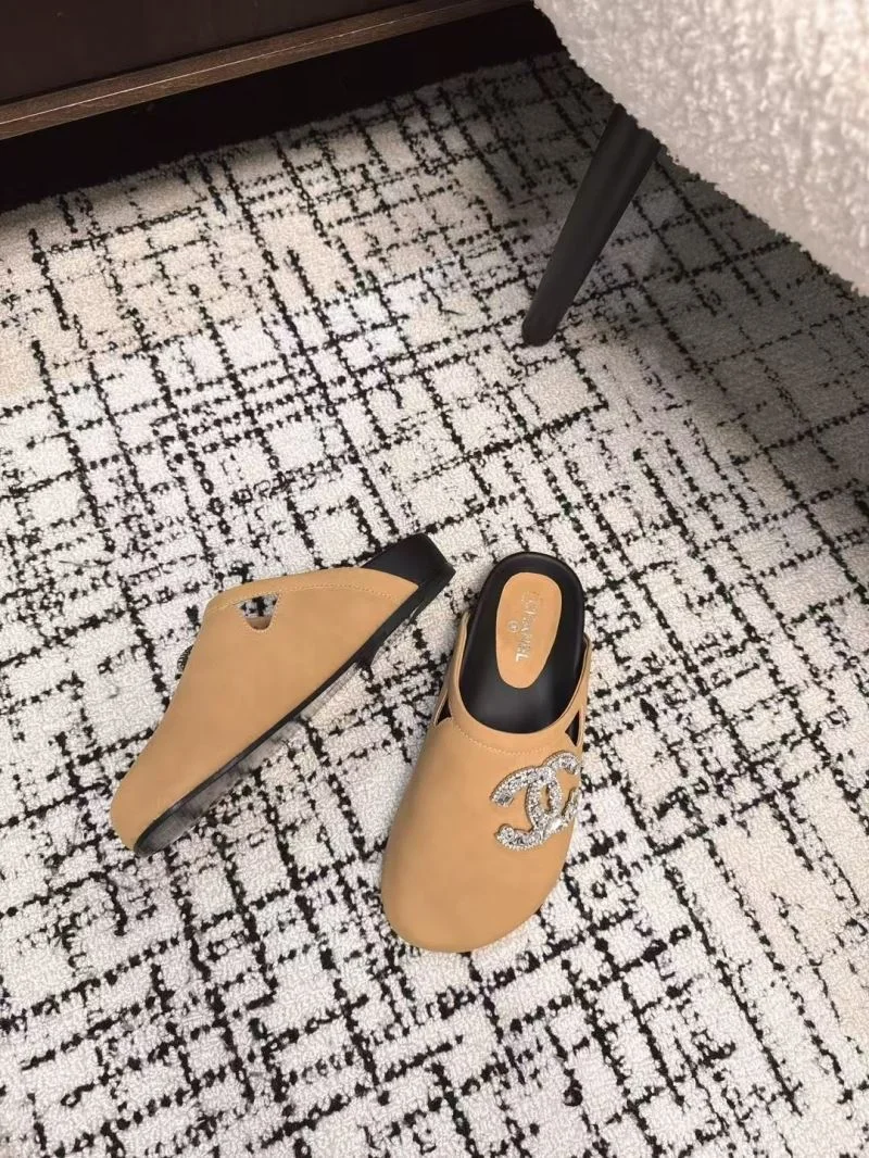 Accurate model Chanel Slippers