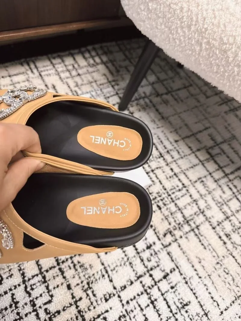 Accurate model Chanel Slippers