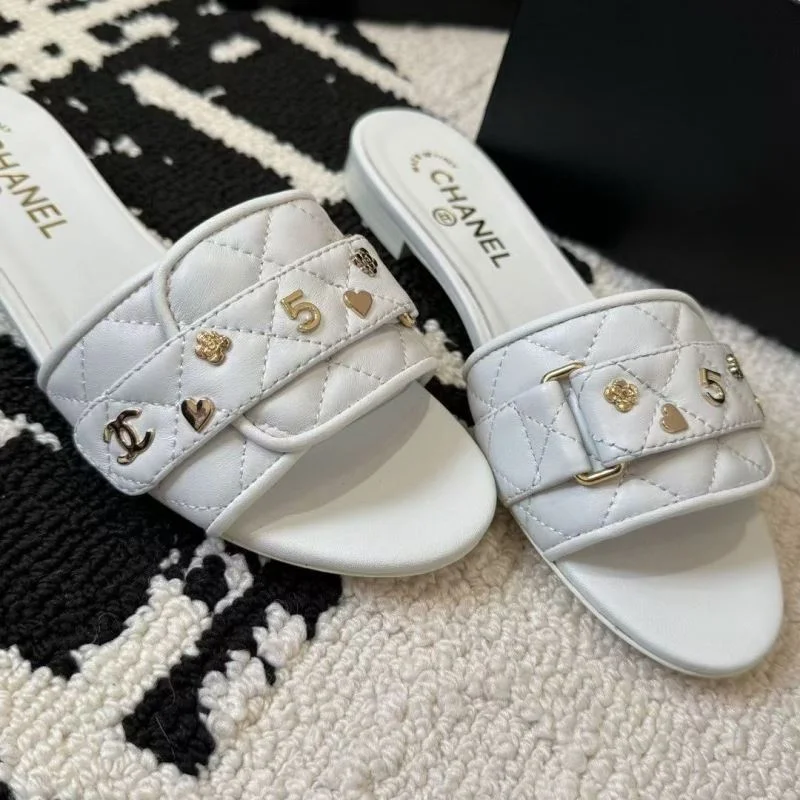 Inexpensive Chanel Slippers