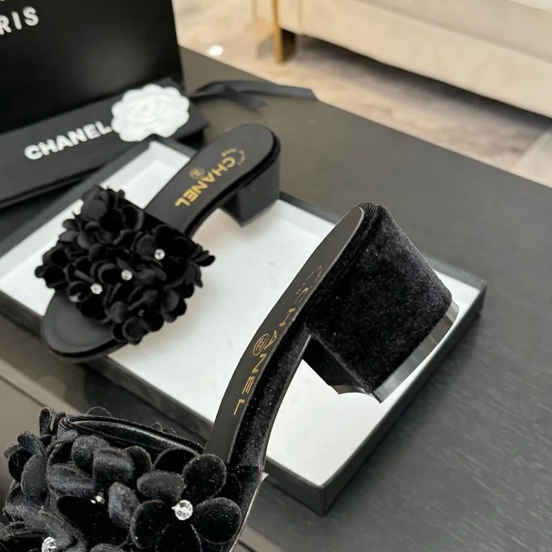 Accurate model Chanel Slippers