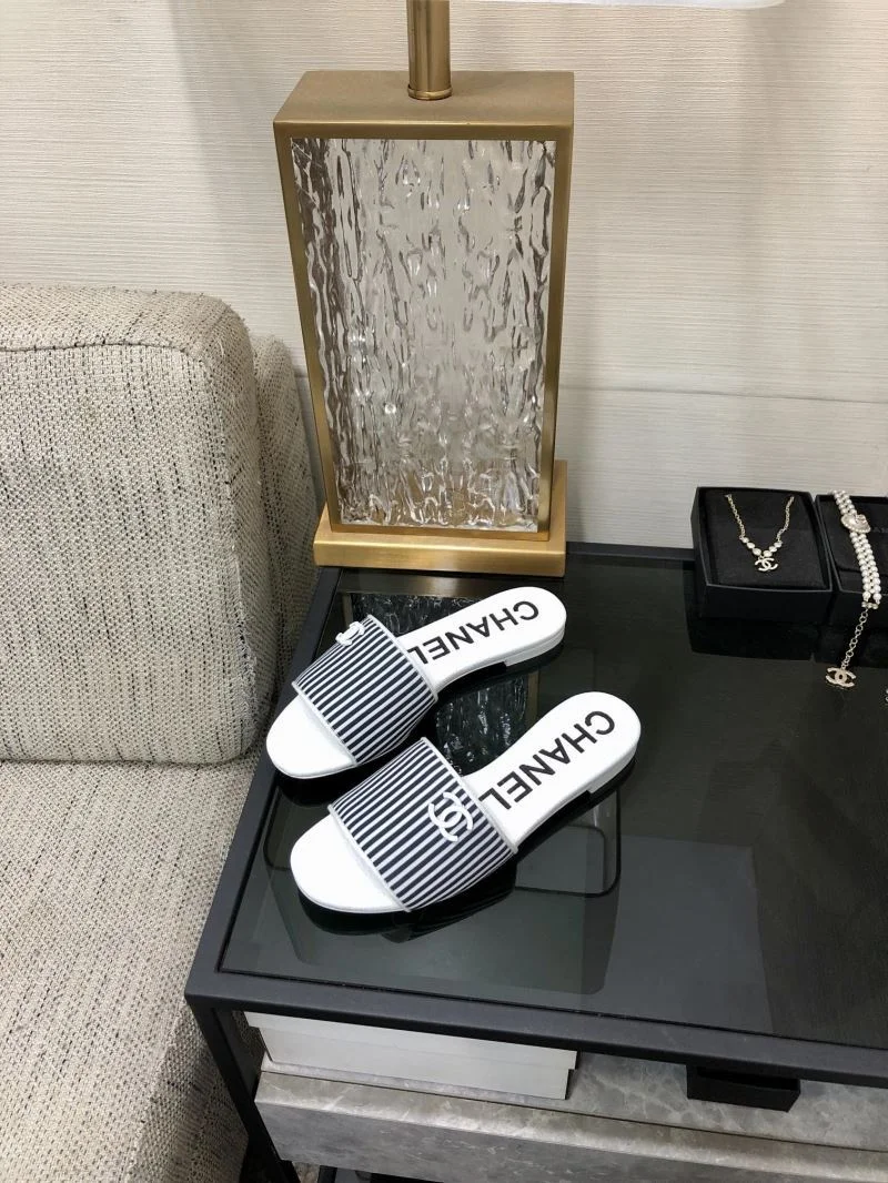 Mirror quality Chanel Slippers