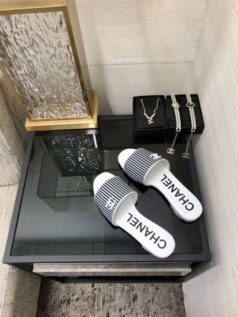 Mirror quality Chanel Slippers