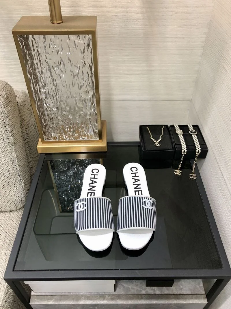 Mirror quality Chanel Slippers