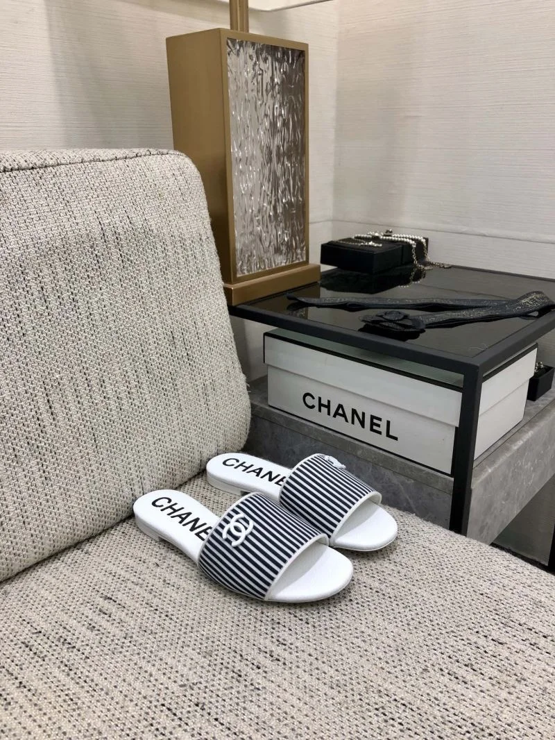 Mirror quality Chanel Slippers
