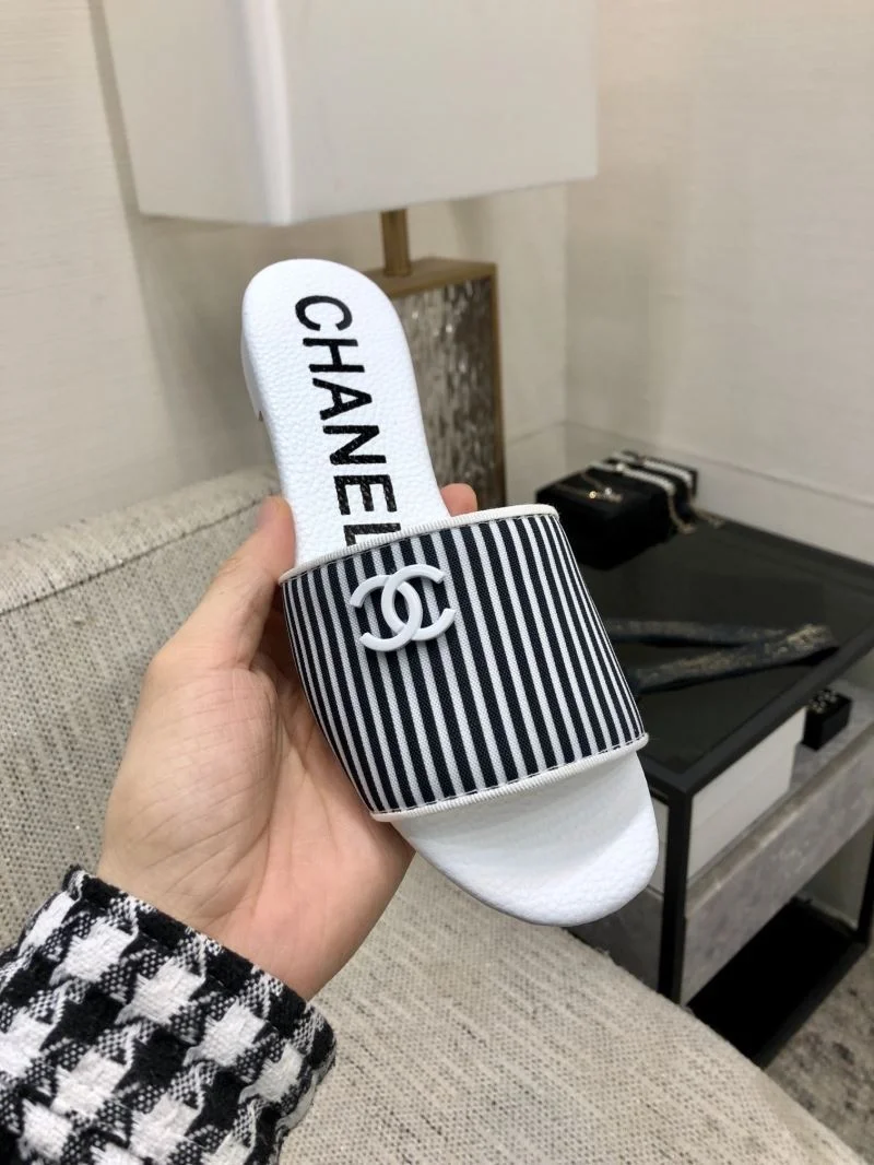 Mirror quality Chanel Slippers