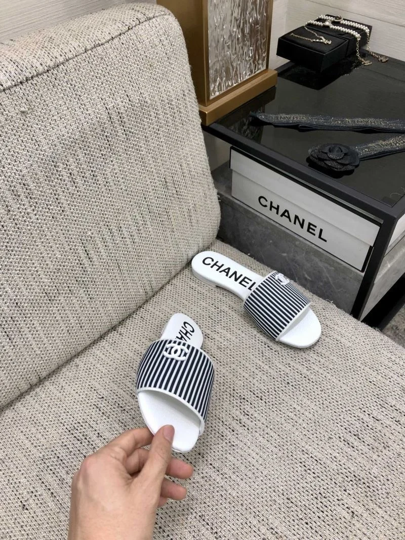 Mirror quality Chanel Slippers