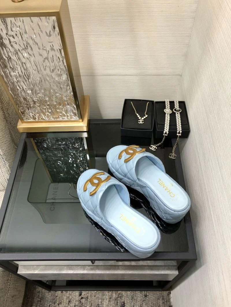1:1 copy Chanel Slippers