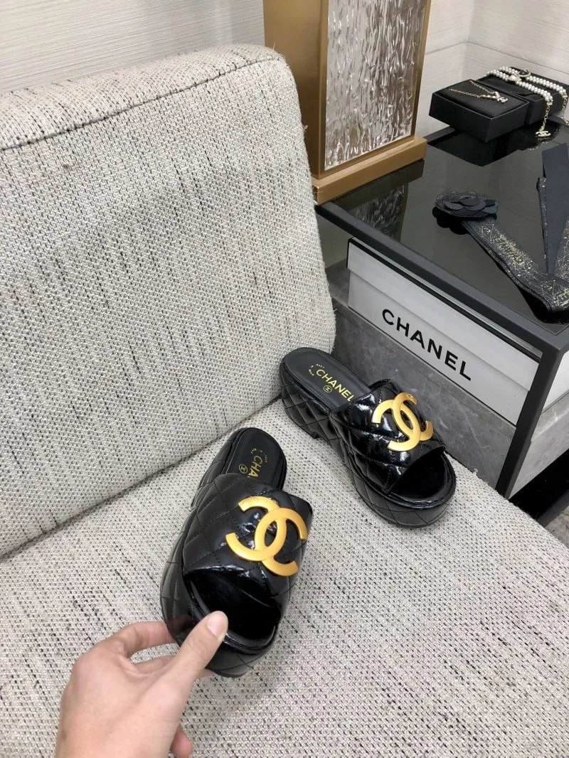 Accurate model Chanel Slippers
