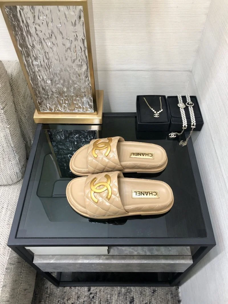 1:1 copy Chanel Slippers