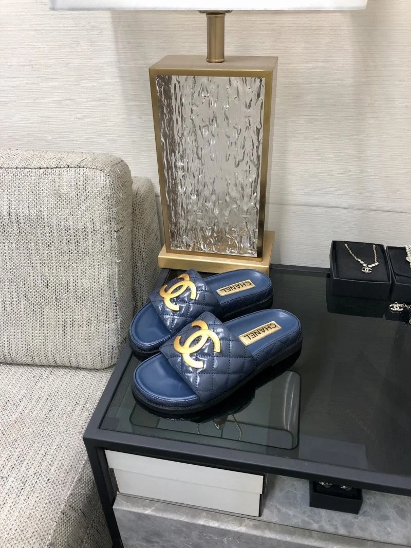 1:1 copy Chanel Slippers
