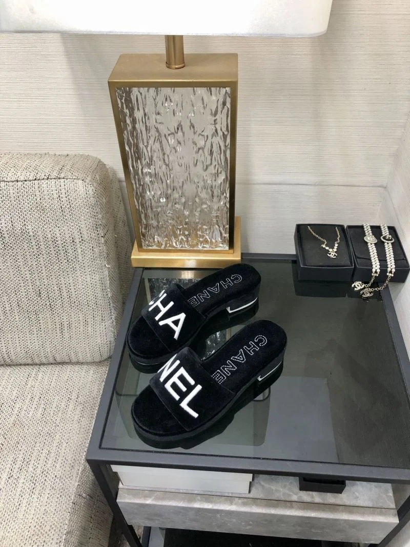 Inexpensive Chanel Slippers