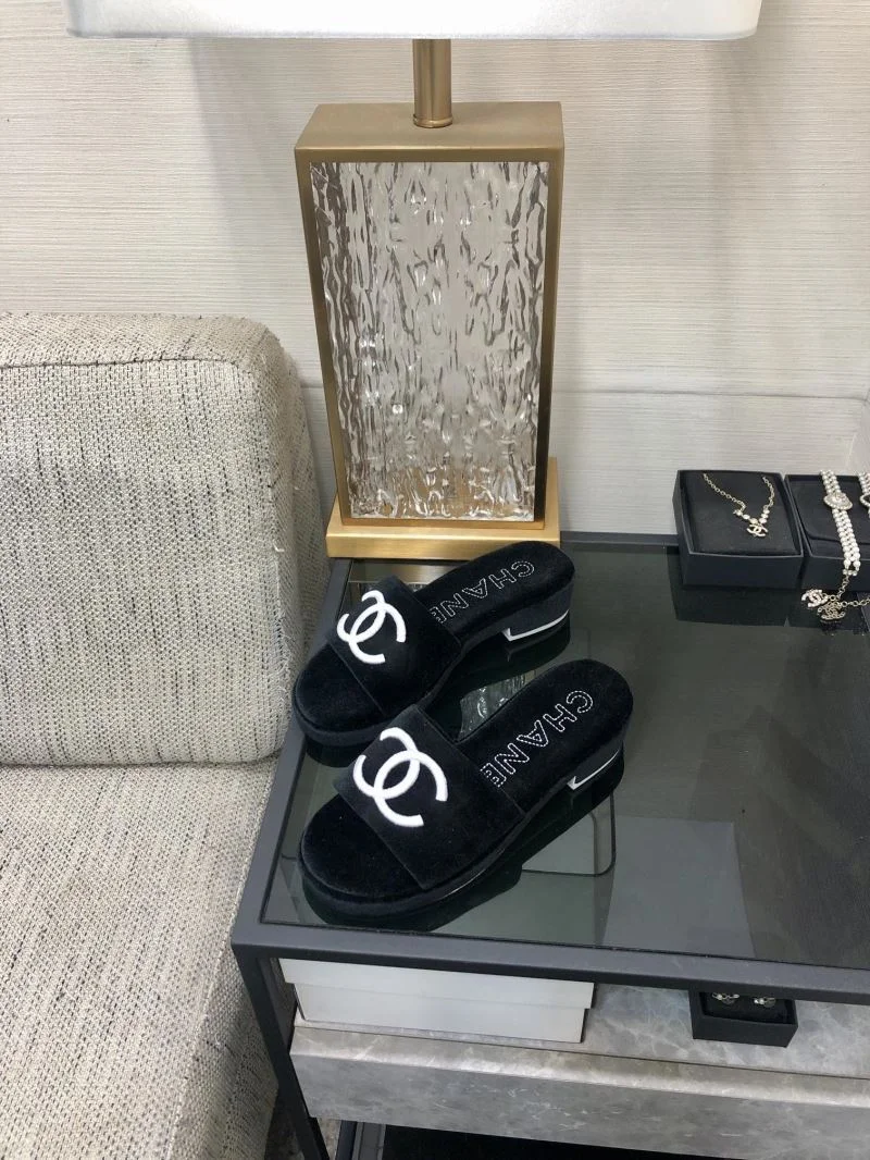 Exact replica Chanel Slippers