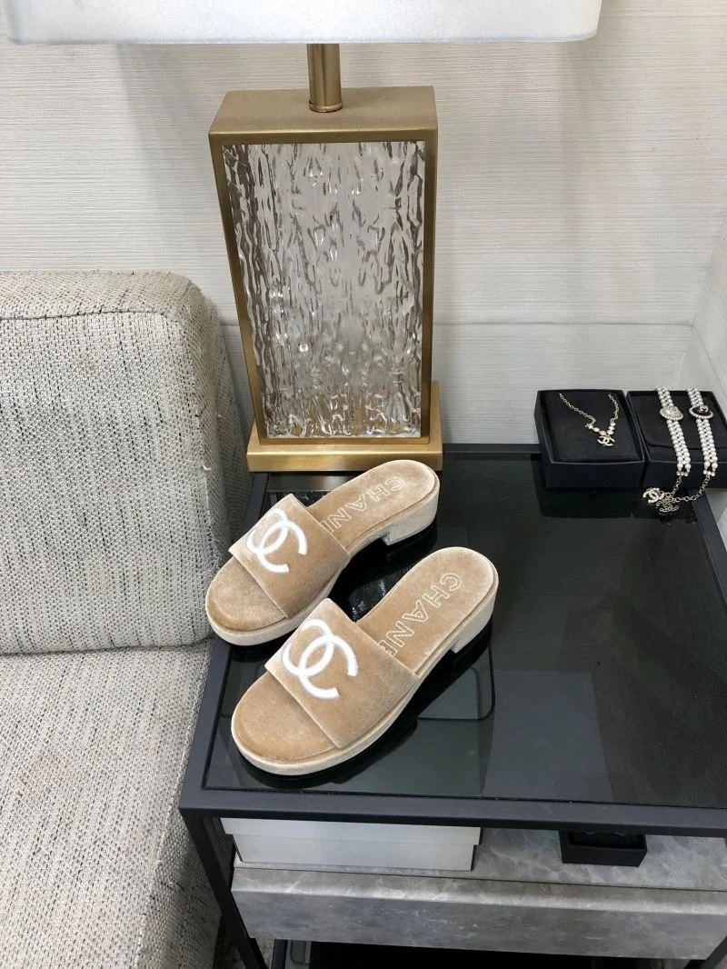 1:1 copy Chanel Slippers
