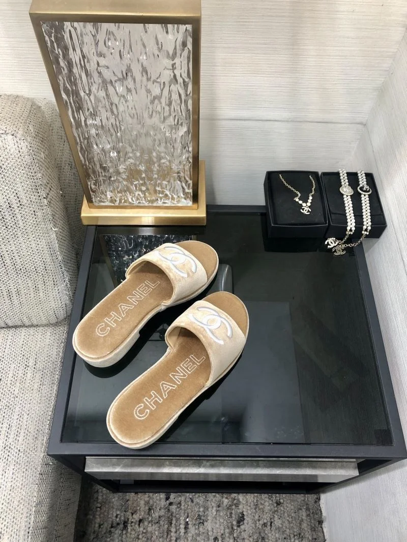 1:1 copy Chanel Slippers