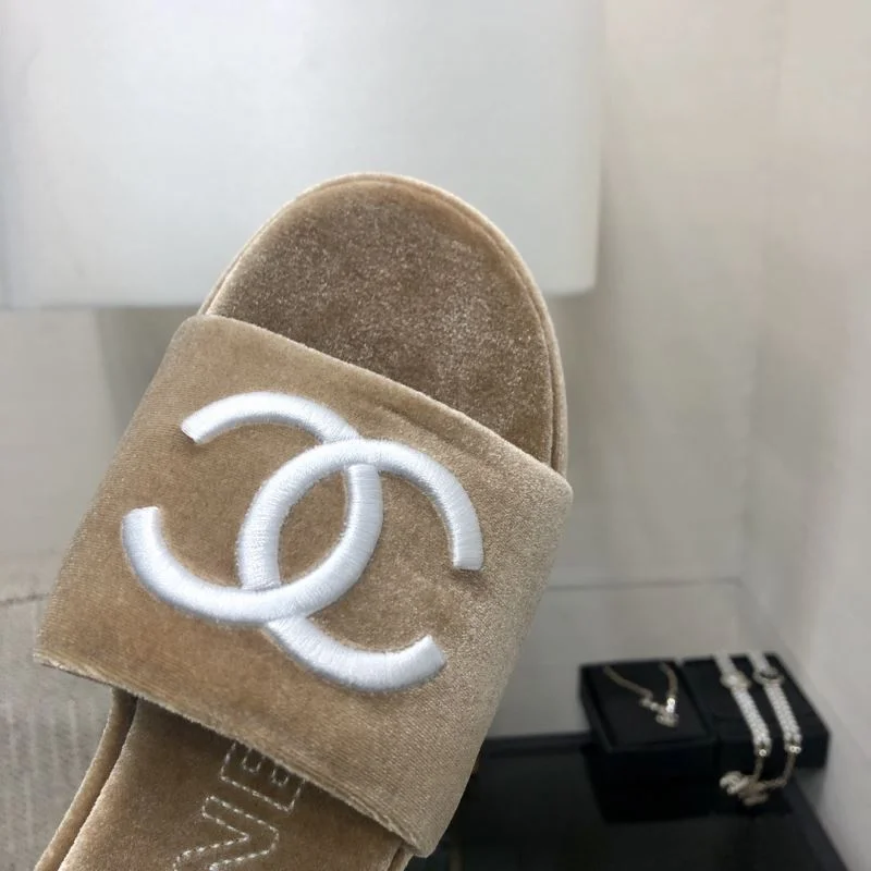 1:1 copy Chanel Slippers