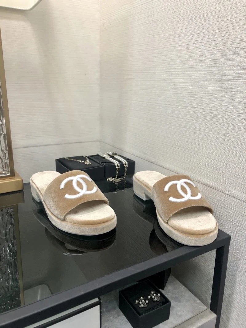 1:1 copy Chanel Slippers