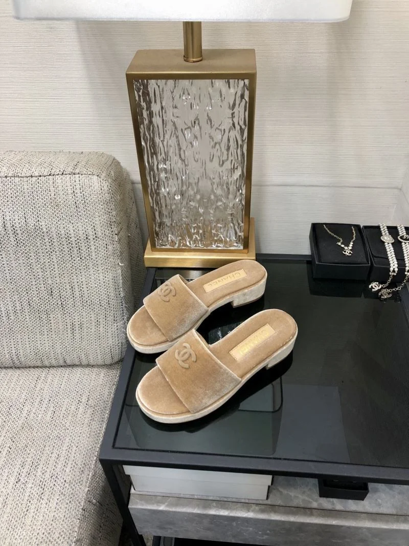 Bargain Chanel Slippers