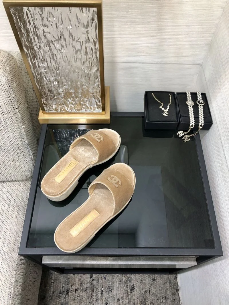 Bargain Chanel Slippers