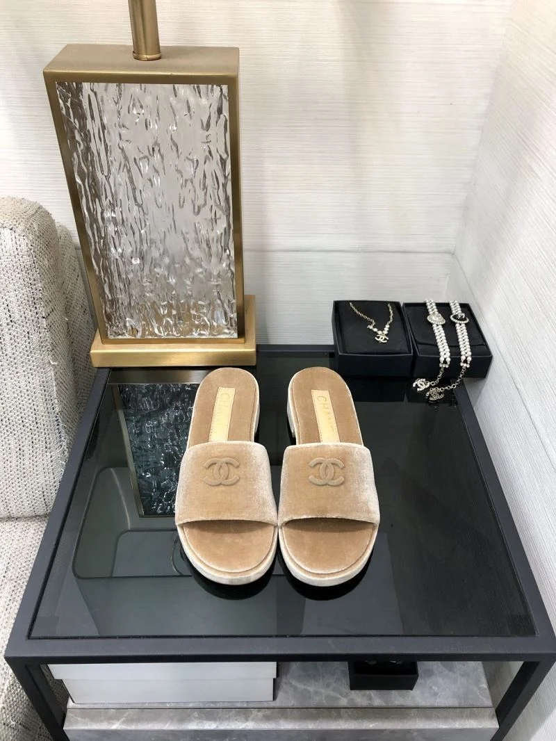 Bargain Chanel Slippers