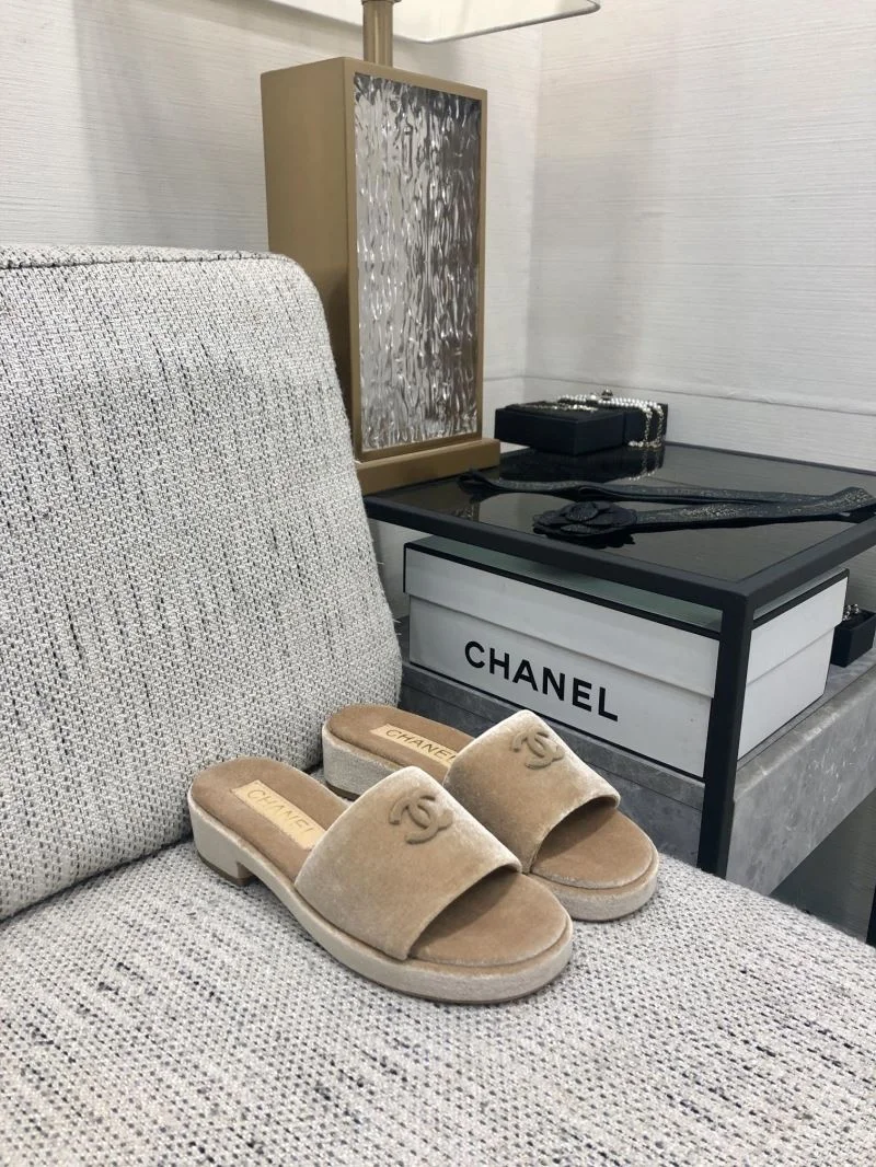 Bargain Chanel Slippers