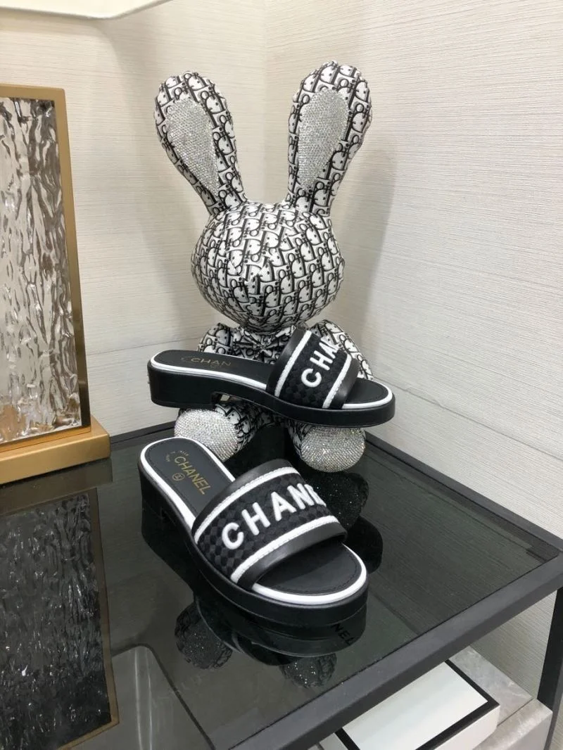 Brand-authenticated Chanel Slippers