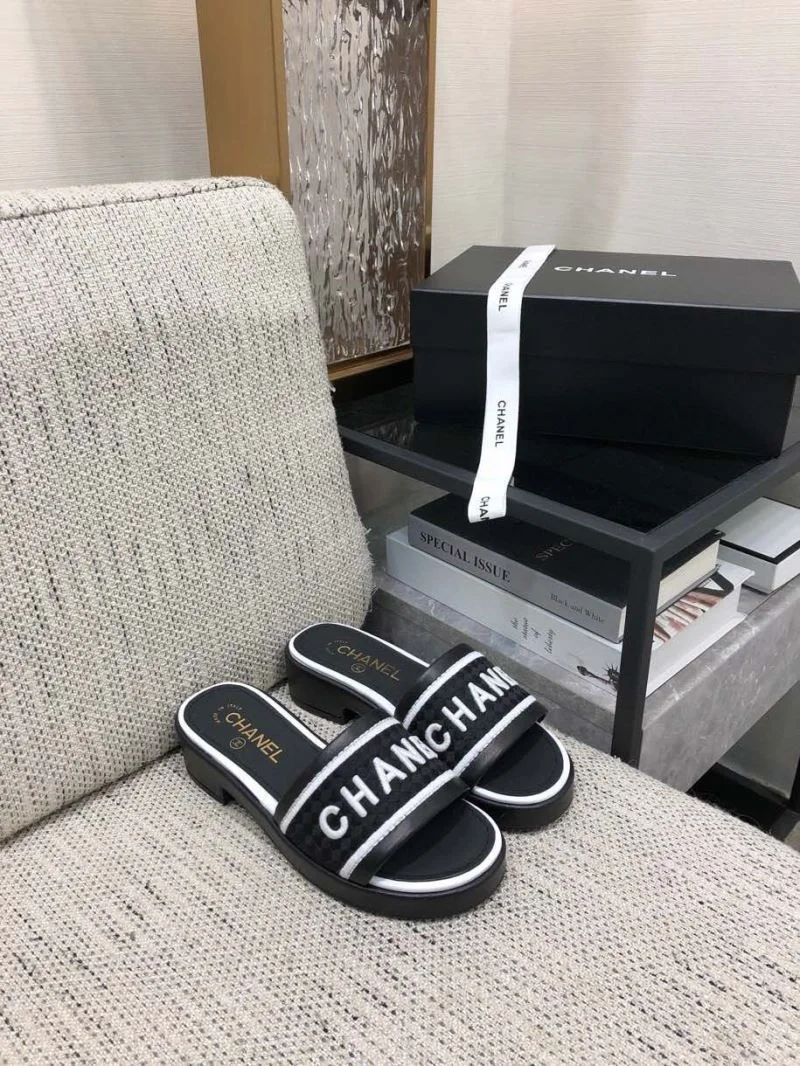 Brand-authenticated Chanel Slippers